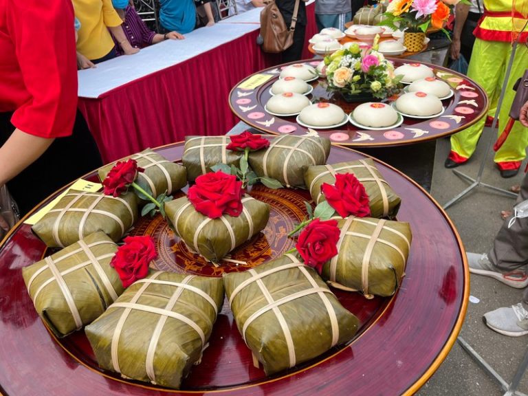 Vietnamese Square Sticky Rice Cake: Tết Tradition & Recipe
